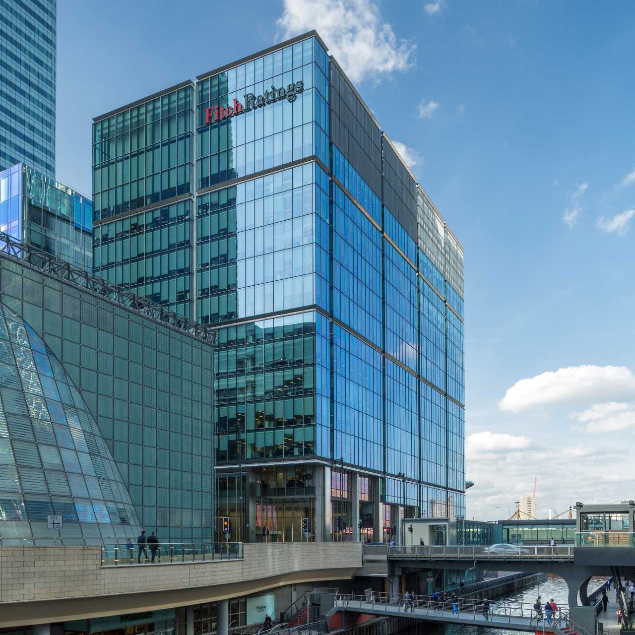 Jaguar re-secure 30 North Colonnade - Jaguar Building Services
